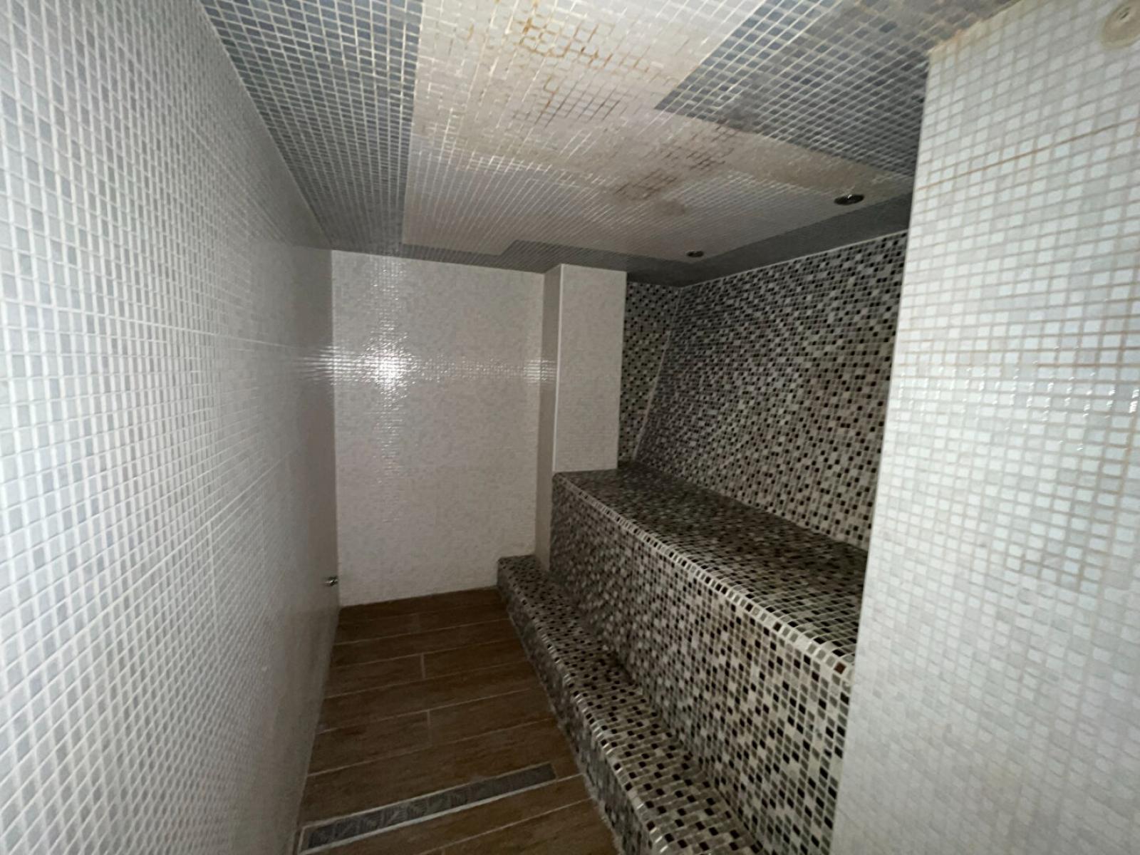 Appartement T5 en location à Lille réf. 67982929643